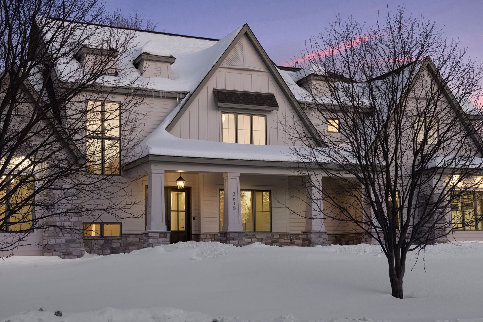 3615 Montgomerie Avenue